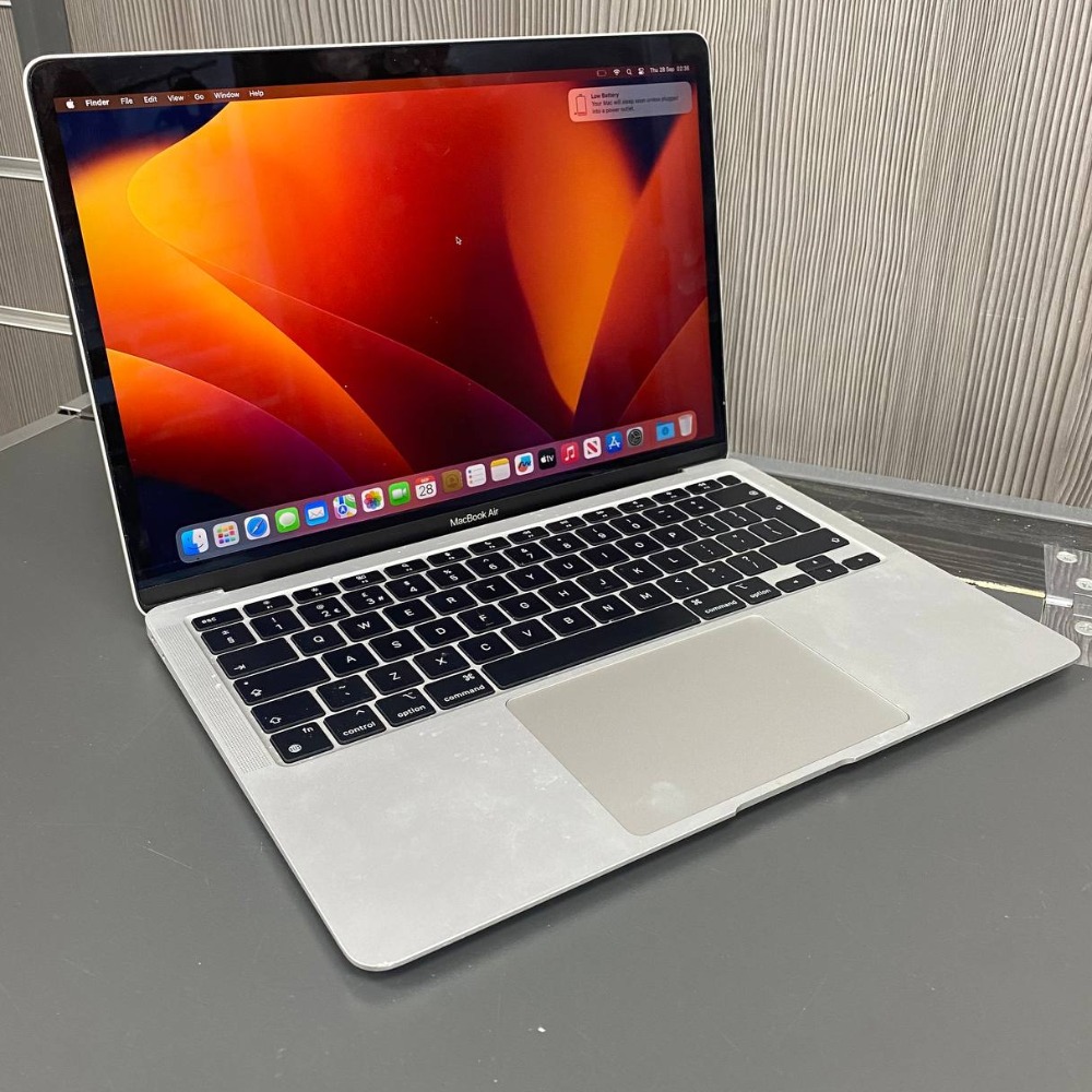 Pre-owned Apple Macbook Air A2337 - BOXED WITH CHARGER - Own4Less